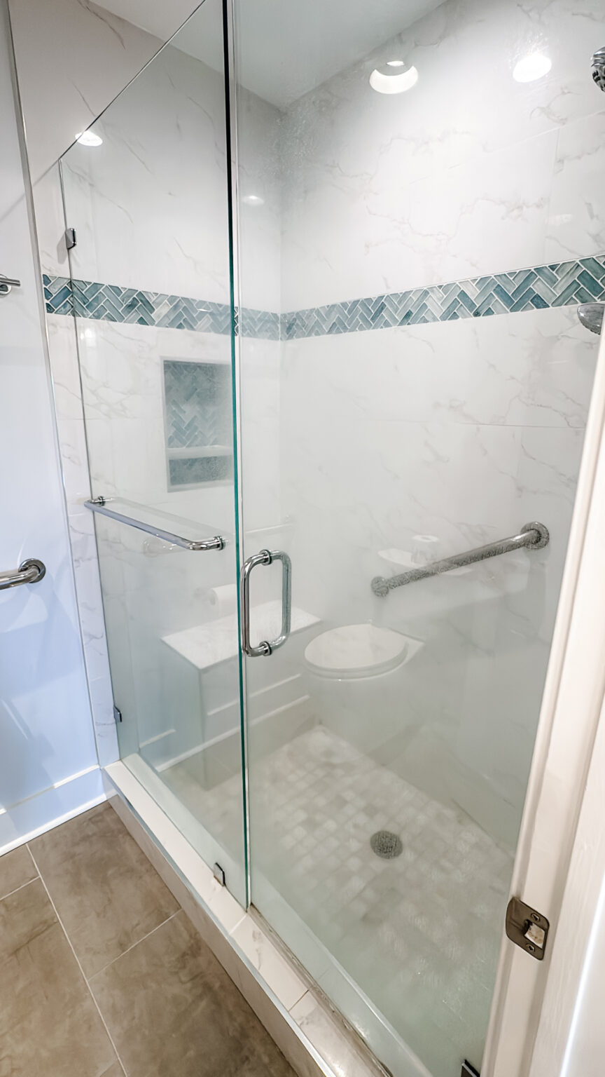 How to Easily Clean Glass Shower Doors (A Step-by-Step Guide)